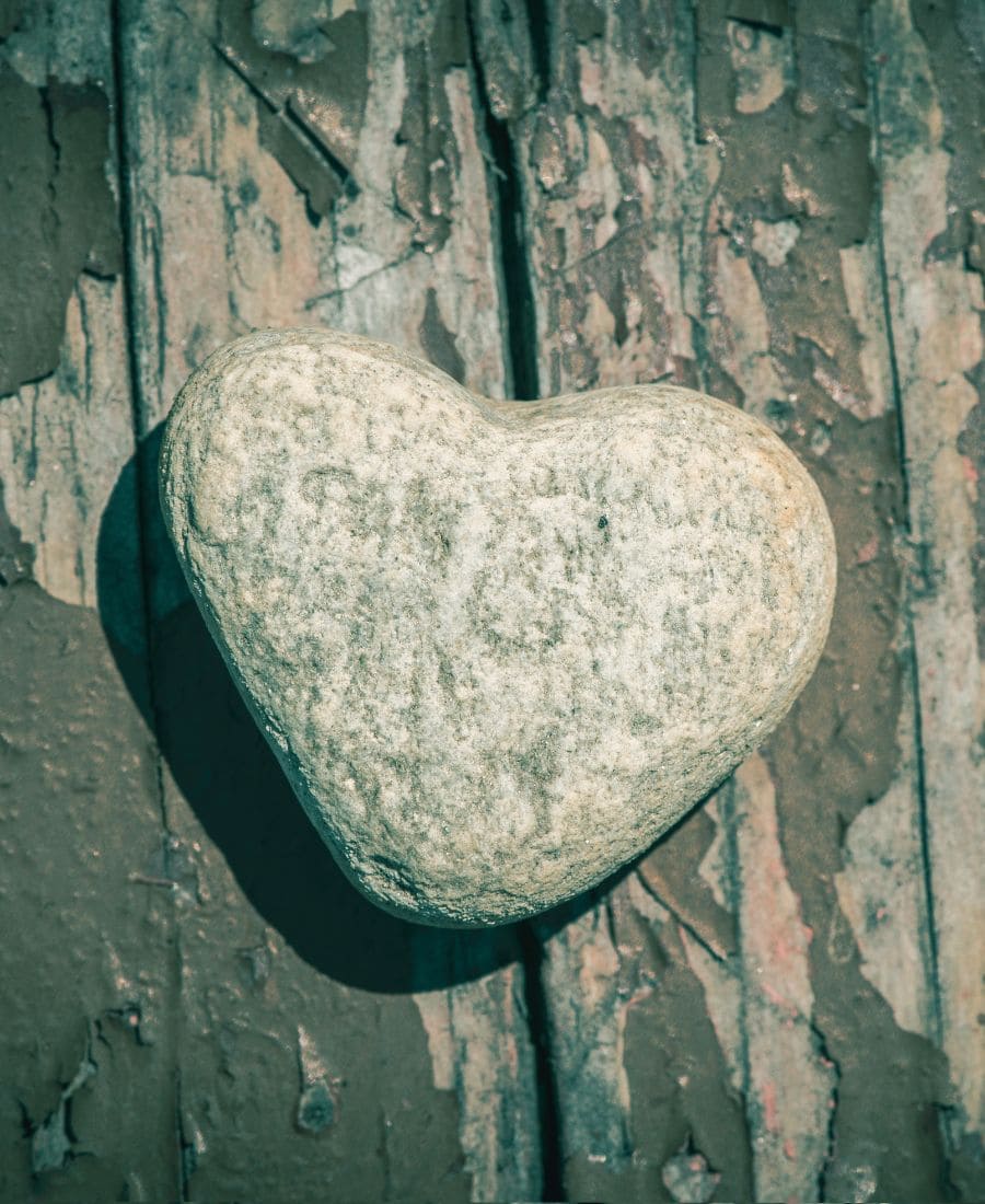 9 Spiritual Meanings of Finding Heart-Shaped Rocks in 2024